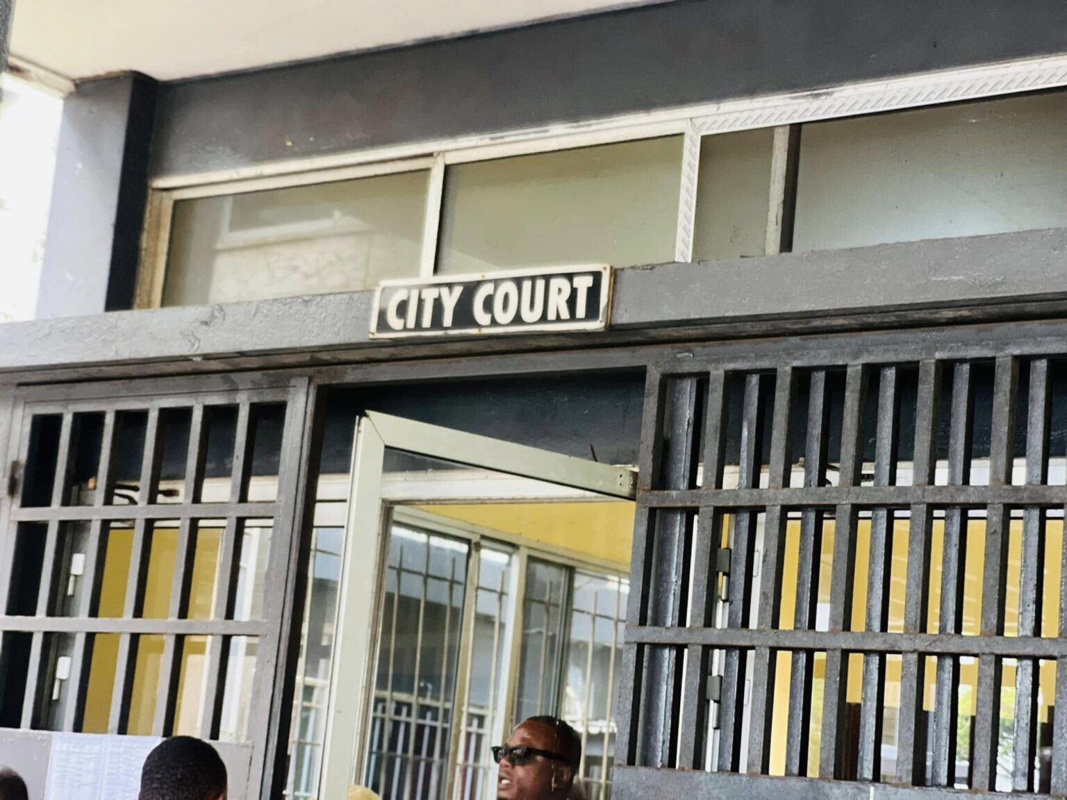 Monrovia Court Orders Arrest of Armed Robbery Suspects | The Liberian Post